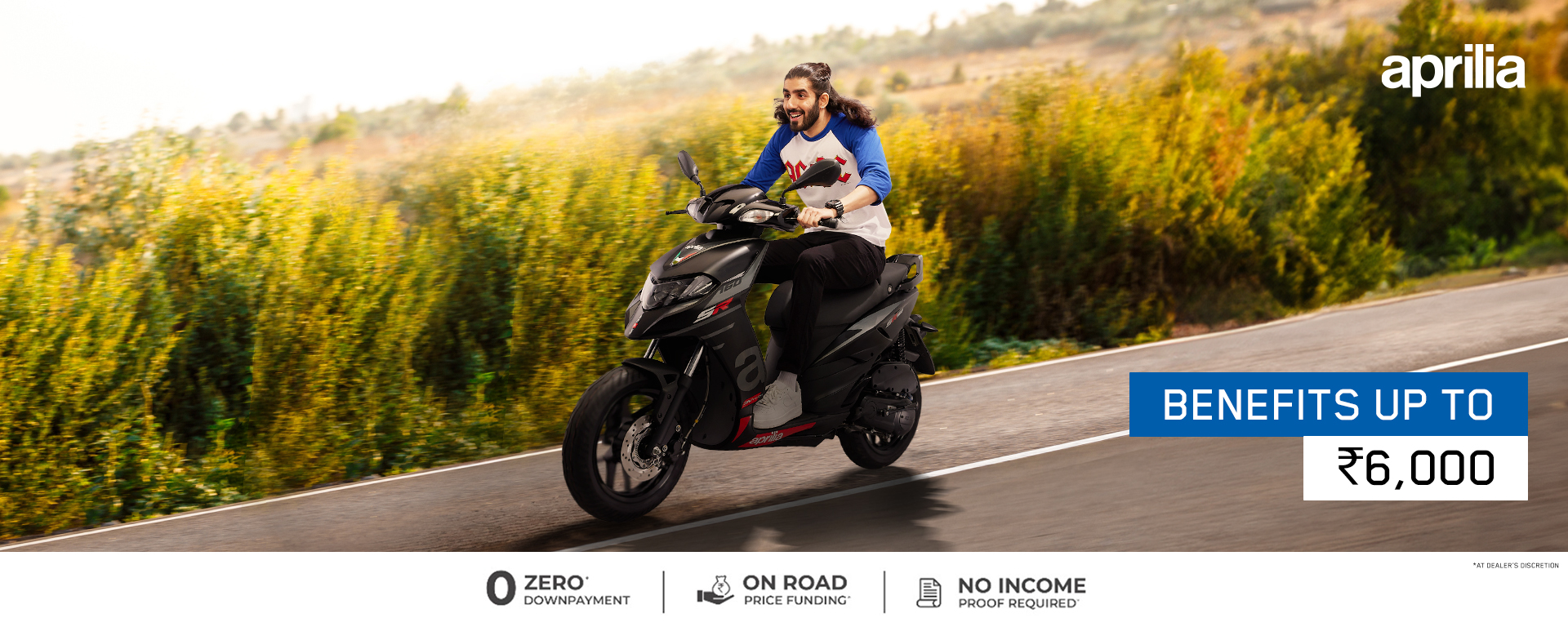 Aprilia SXR : A Comfortable Maxi Scooter for All Terrains